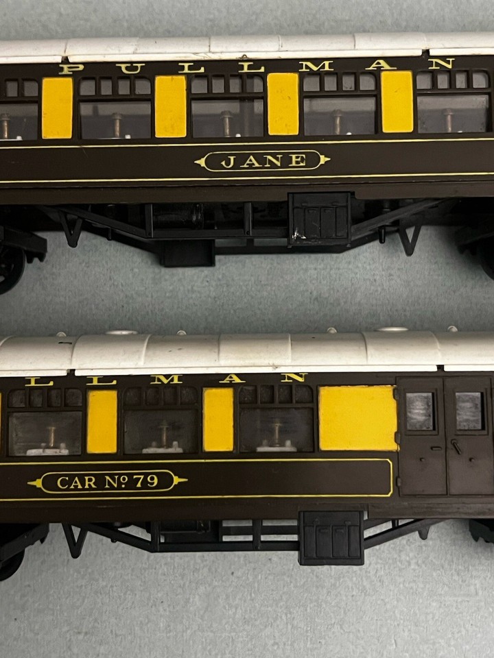 2 Vintage Tri-ang OO Gauge Pullman Coaches - Jane R228 & Car No 79 R328 ...