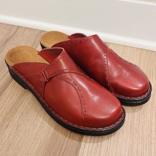 Clarks Clog Shoes Sz 10M Dark Red Leather Slip On Casual Comfort Wedge ...