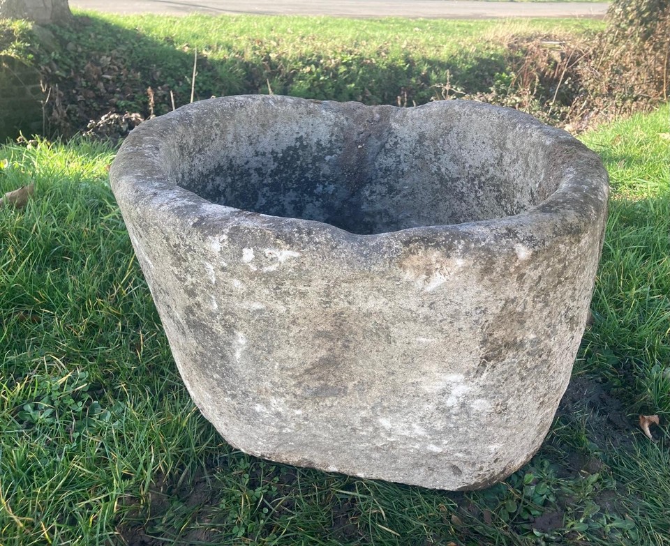 A HEAVY HAND HUMED LIMESTONE GARDEN TROUGH / PLANTER / WATER TUB | eBay UK