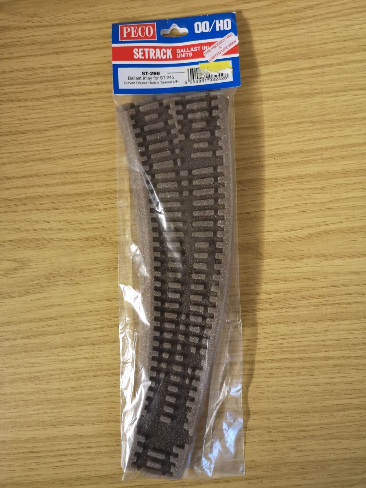PECO ST260 00 Scale Pair of Setrack Left Hand Curved Point Underlay for ...