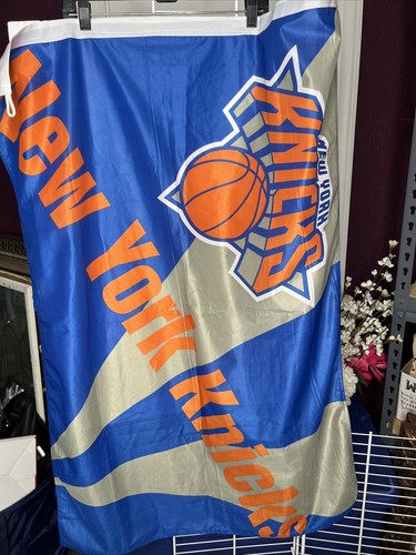 NBA New York Knicks Nylon Banner Flag 28" x 41" | eBay