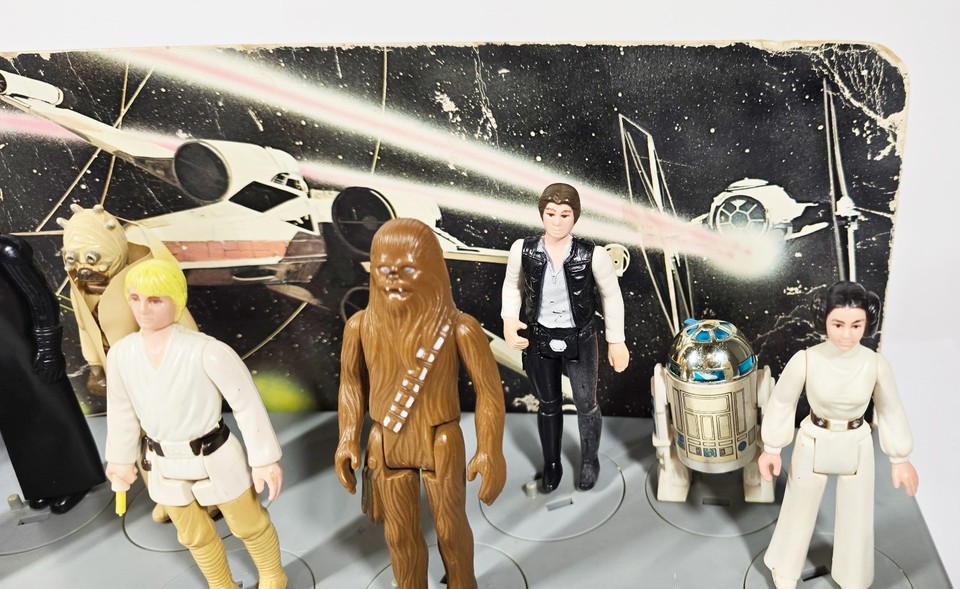 Vintage Star Wars First 12 Action Figures Mail-Away Stand | eBay