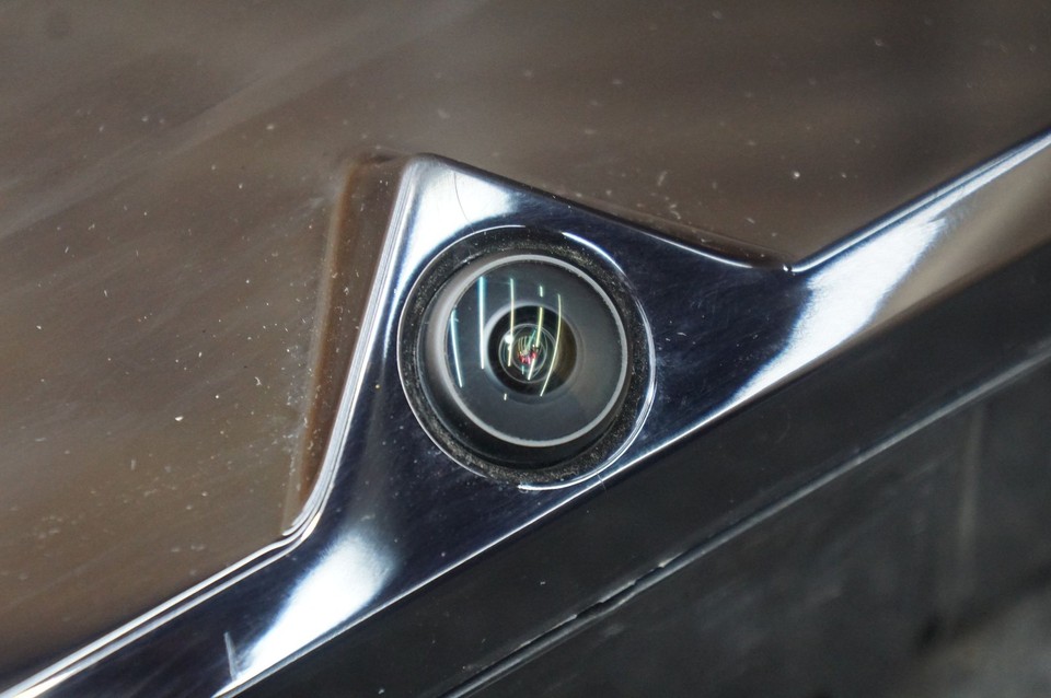 Rear Center Tailgate Lid Gate Light Lamp OEM 1936111-99-C Tesla ...