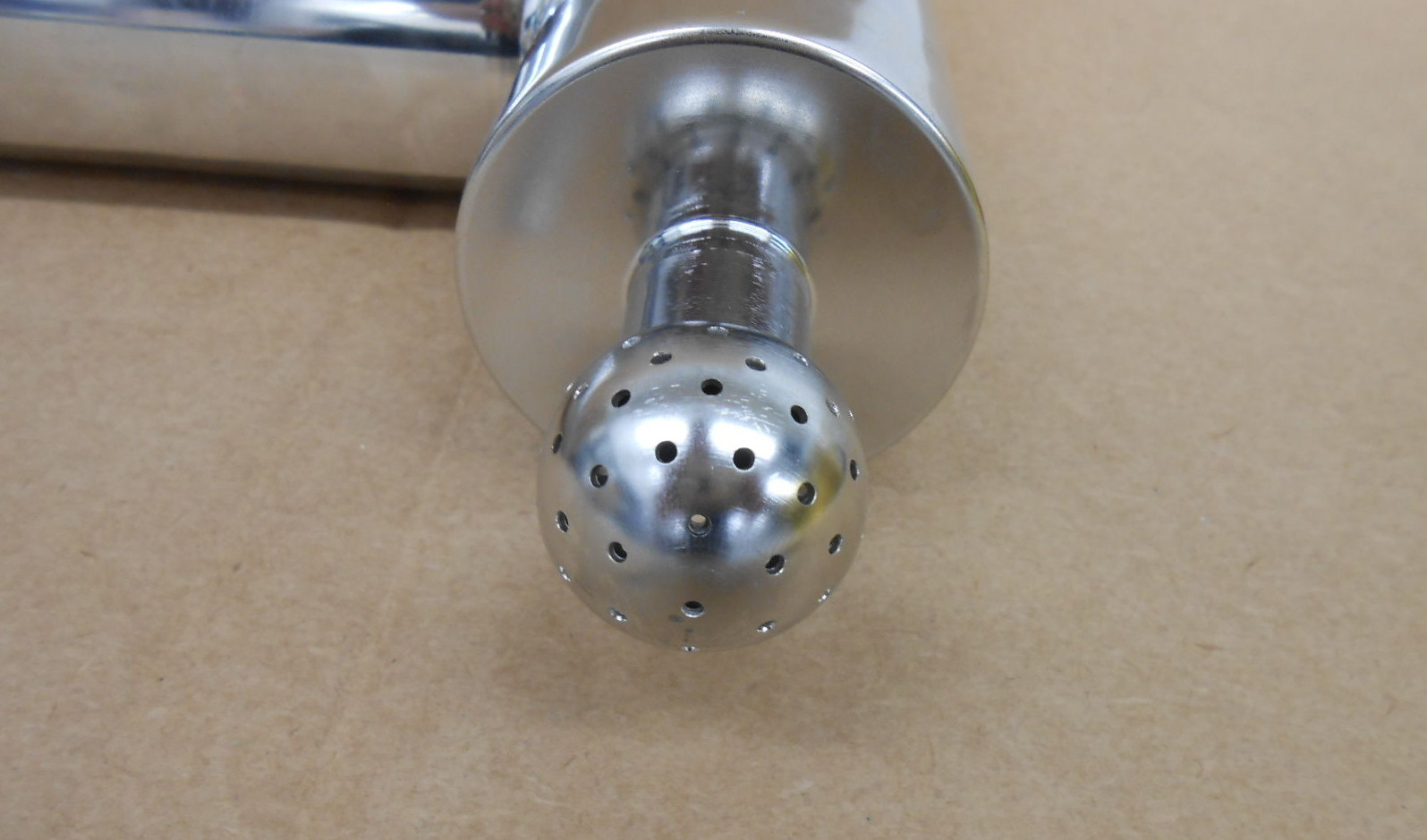 HAKE Y1-1, 1 1/4" DIA. SPRAY BALL ON A 10 1/2" X 20 1/4" TEE TUBING DIA ...