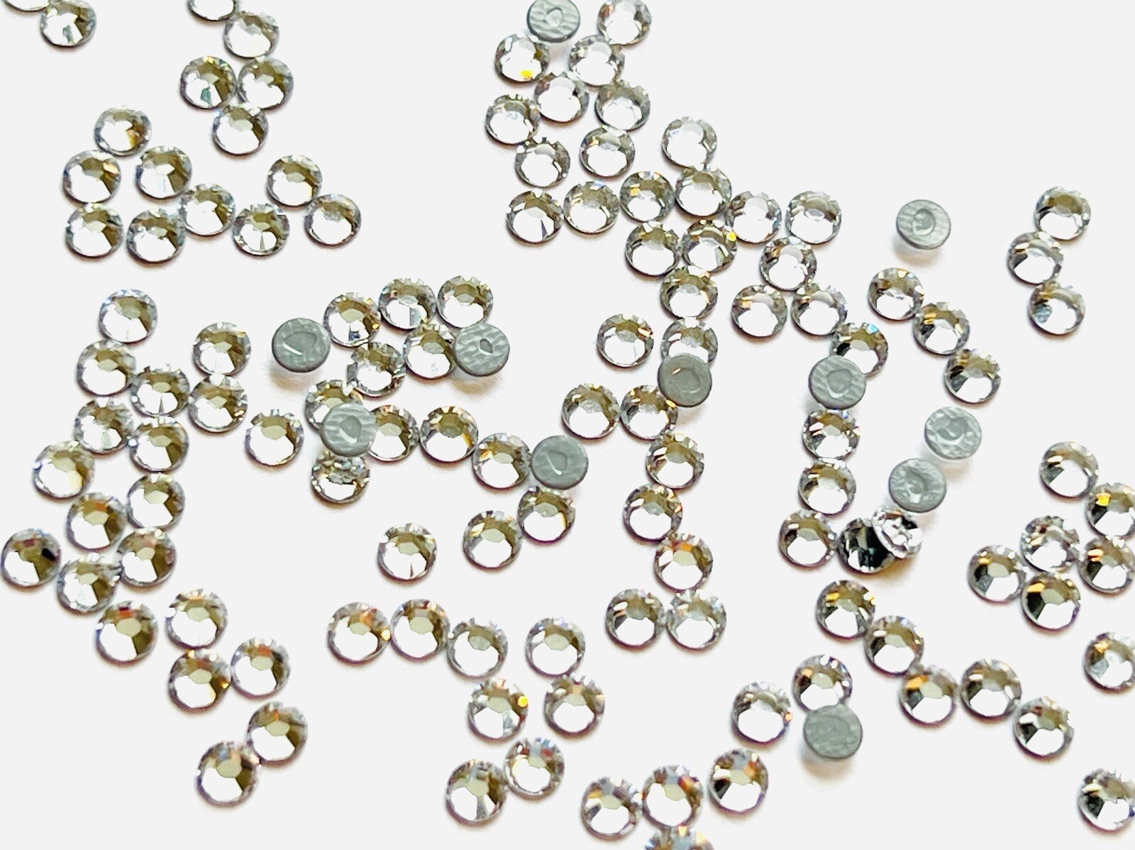500 pc Loose Swarovski Crystal iron back authentic Rhinestones clear ...