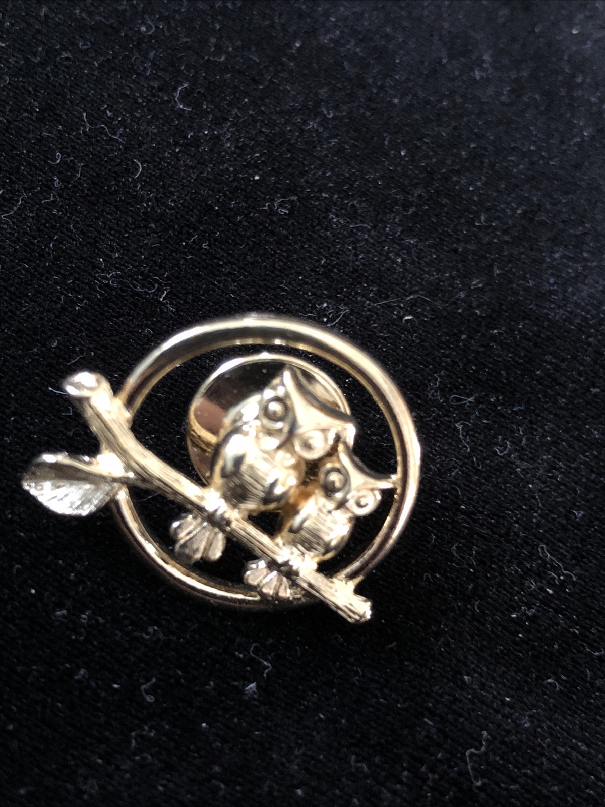 Avon Vintage 1980 Moonlight Couple Owl Lapel Pin - Gem