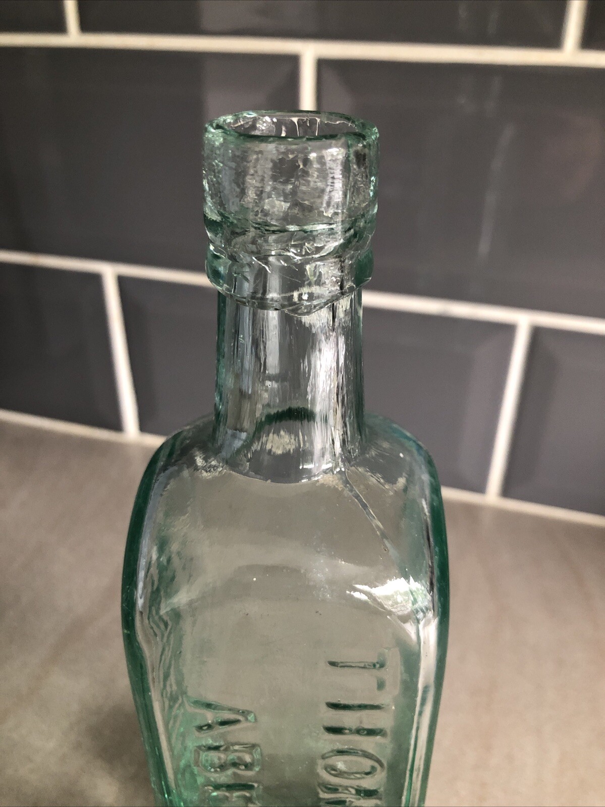 Vintage Thomas Curr Aberdeen Bottle. Essence Of Coffee With Chicory. 8. ...