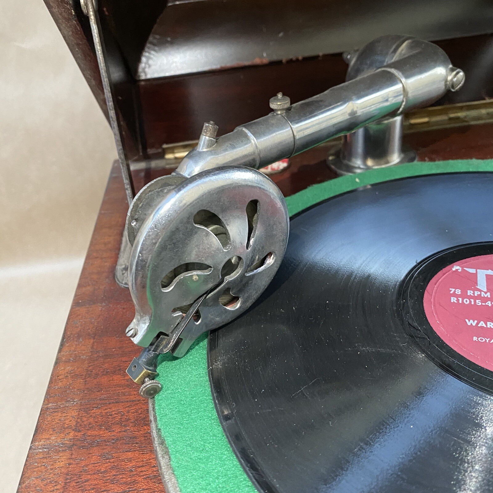 Vintage Columbia Grafonola AM Graphophone Hand Crank Table Top Wind Up ...