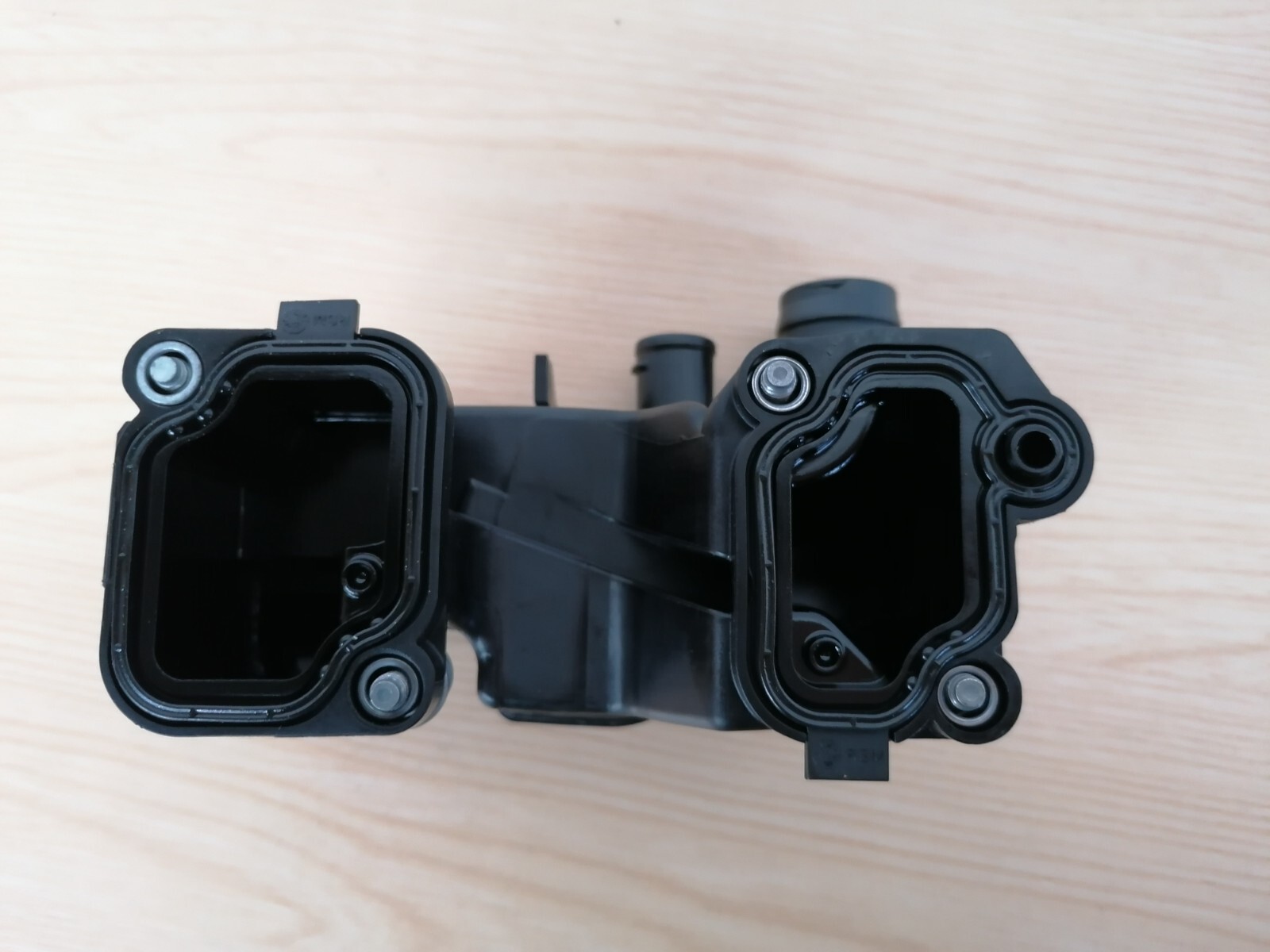 MERCEDES CLS W257 3.0 PETROL HYBRID 2019 OIL SEPARATOR A2560109602 ...
