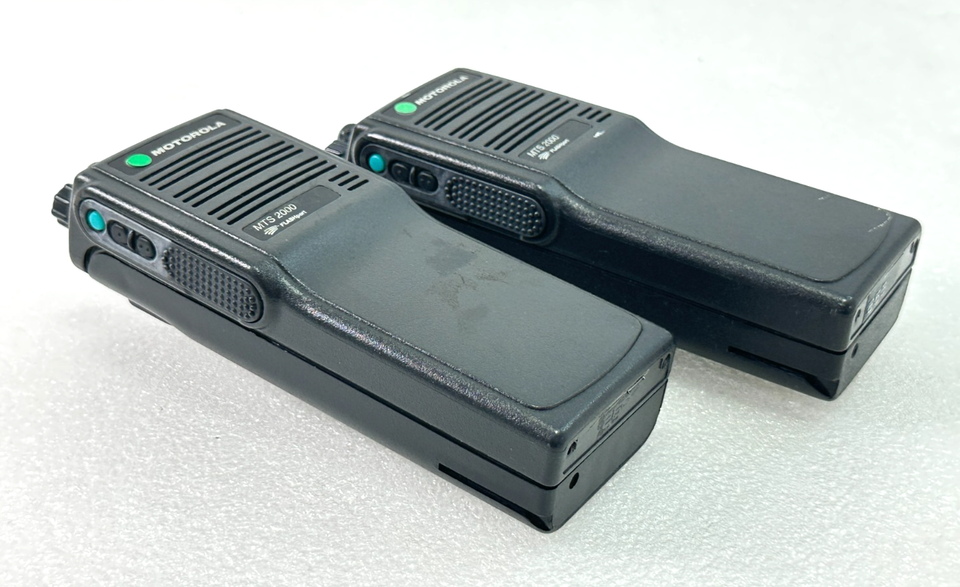 LOT OF 2 Motorola MTS2000 H01UCD6PW1BN 800MHZ Two Way Radio w/ Battery ...