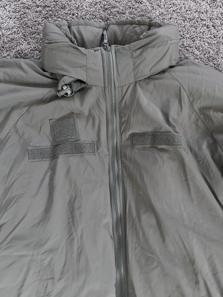Military ECWCS GEN III Level 7 Parka, Size X-Large Regular. Extreme ...