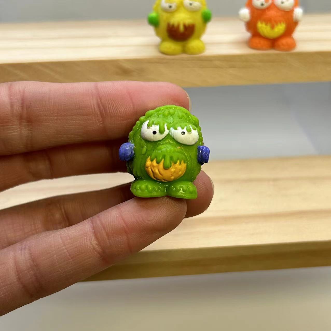 The Trash Pack Gross Ghost Series 5,Rare #746 Mushy Mango Mint -OOP-CSO ...