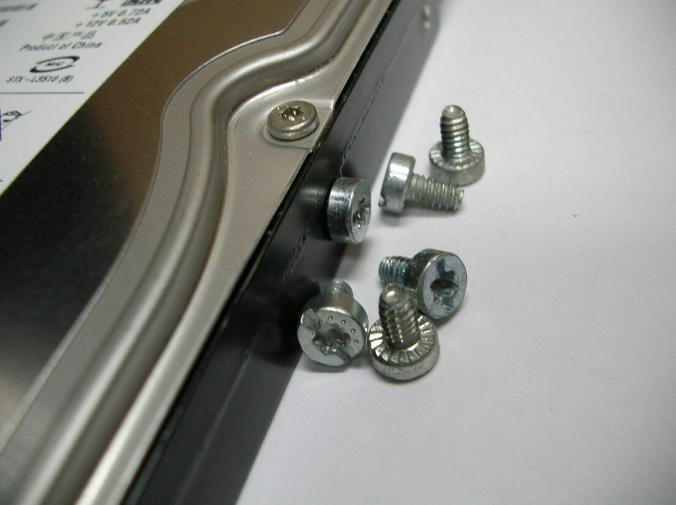 Lot of 4, HP Desktop PC 3.5" Hard Drive Mounting Screws #6-32 - Working ...