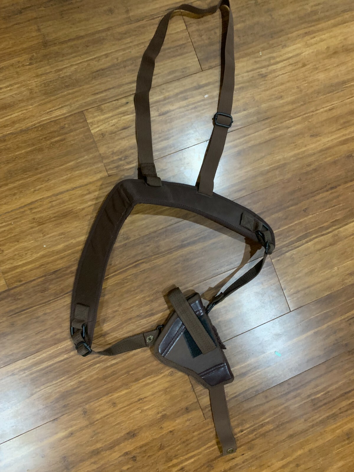 Vertical Carry Shoulder Holster for 4" Barrel 38-357 Revolvers S&W ...