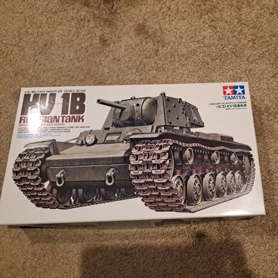 NEW Tamiya WWII KV-1B Russian Tank 1940 Type 1:35 Scale Model Kit ...