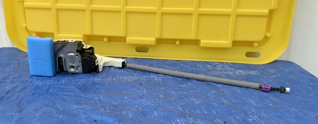 Mercedes-Benz CLS C218 Front Right Door Lock A2047203035 2014 for sale ...