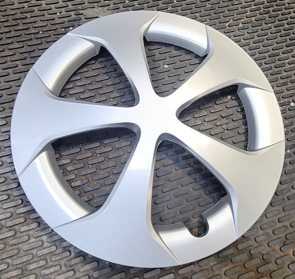 1 Brand New Set 2012 2013 2014 2015 Prius Hubcaps 15" Wheel Covers ...