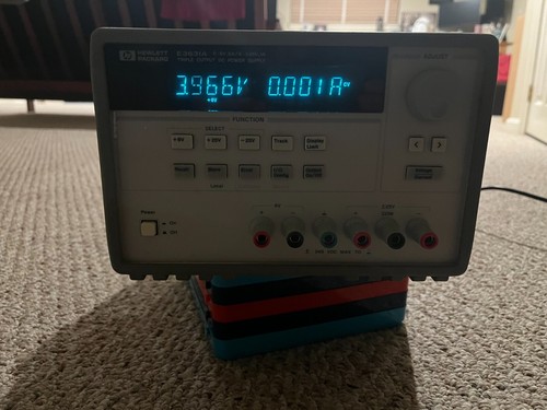 Agilent (HP) E3631A Triple Output DC Power Supply | eBay