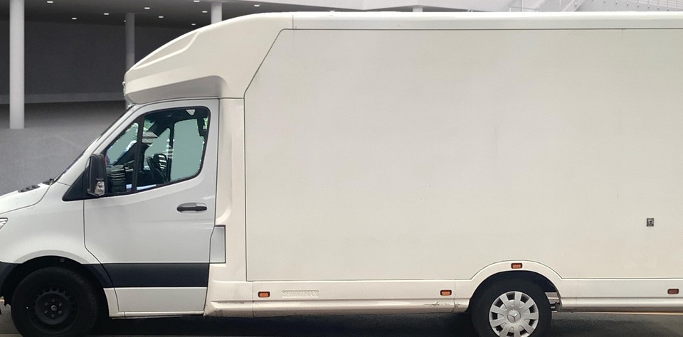 Mercedes Sprinter 314 low loader luton Auto, Air con, 58,000 miles ...