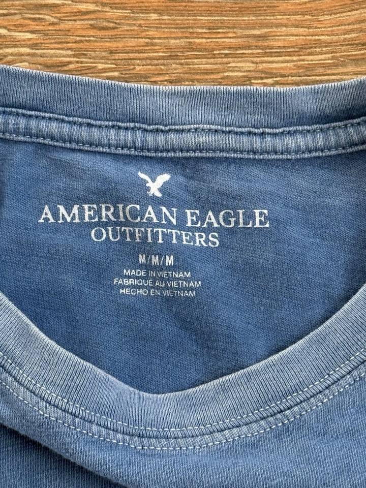 American Eagle Outfitters Blue Anchor Graphic T-shirt Mens Medium M ...