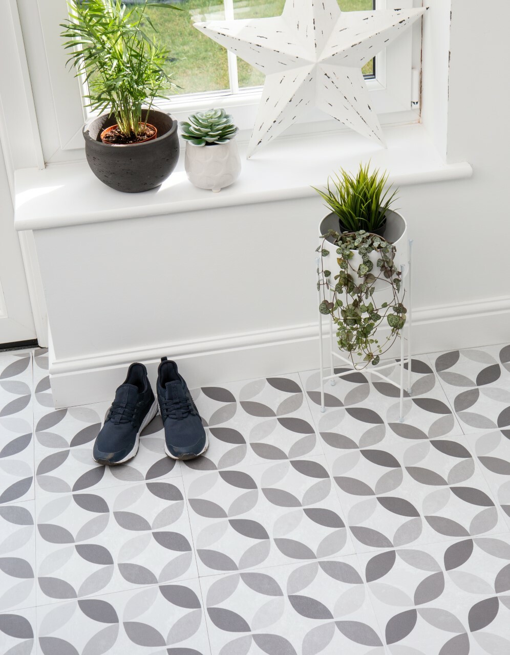 11 TILES 1 SQUARE METER GEOMETRIC GREY DC FLOOR SELF ADHESIVE VINYL ...