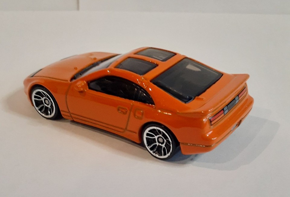 Nissan 300ZX Twin Turbo Hot Wheels 2024 Nightburnerz Orange J5 1:64 ...