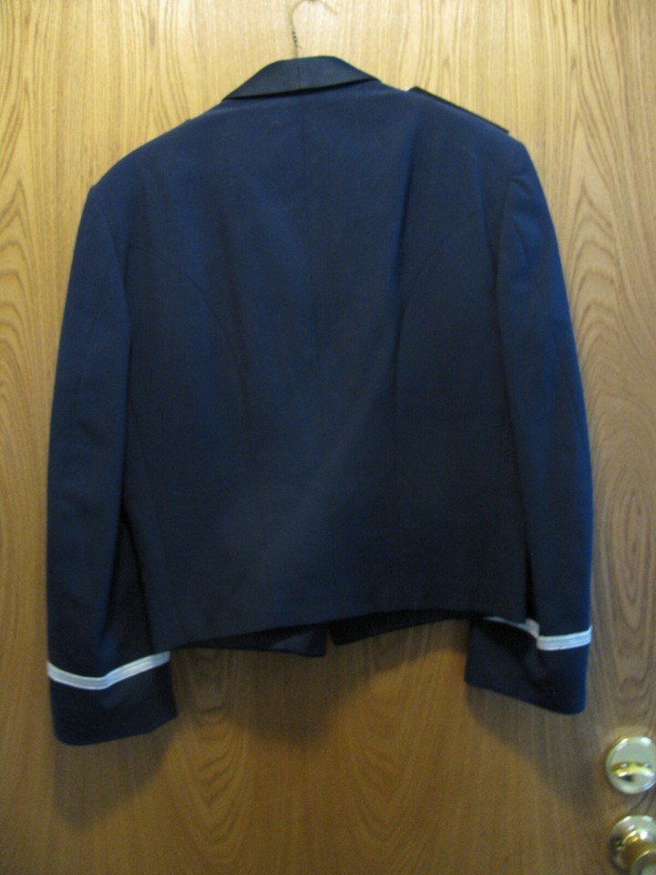 VINTAGE USAF OFFICERS MESS DRESS UNIFORM WITH MINI MEDALS / BADGE ECT ...