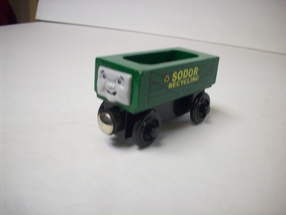 Thomas The Train & Friends Wooden Railway Sodor Recycle Car | eBay