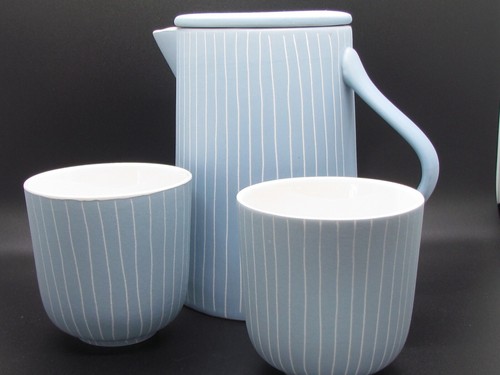 Hallmark (HMK Lic.) Water Pitcher & 2 Cups Light Blue Matte Finish ...
