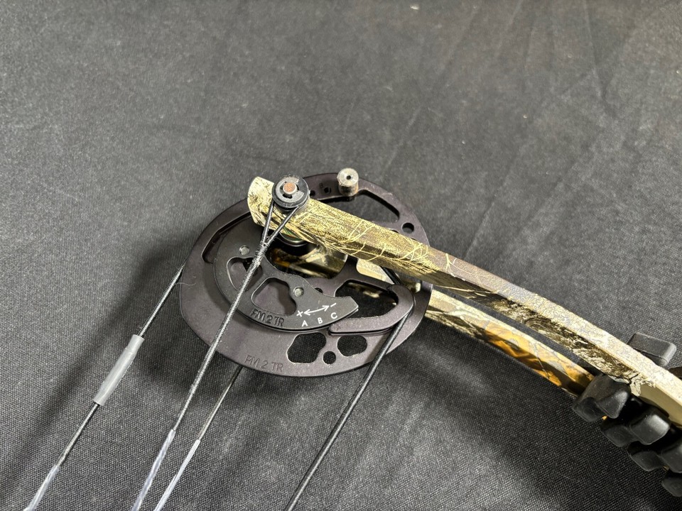 Hoyt Powermax Compound Bow 60-70# Right Hand Draw length 24-25" | eBay