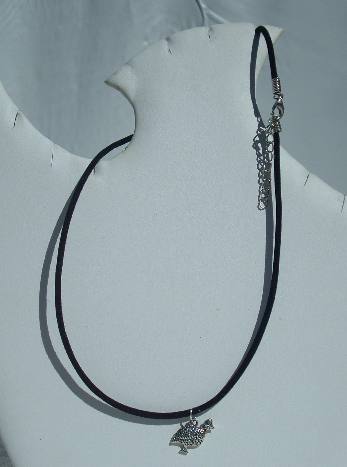 GUINEA FOWL HEN ON BLACK VELVET NECKLACE & PIERCED EARRING SET TIBETAN ...