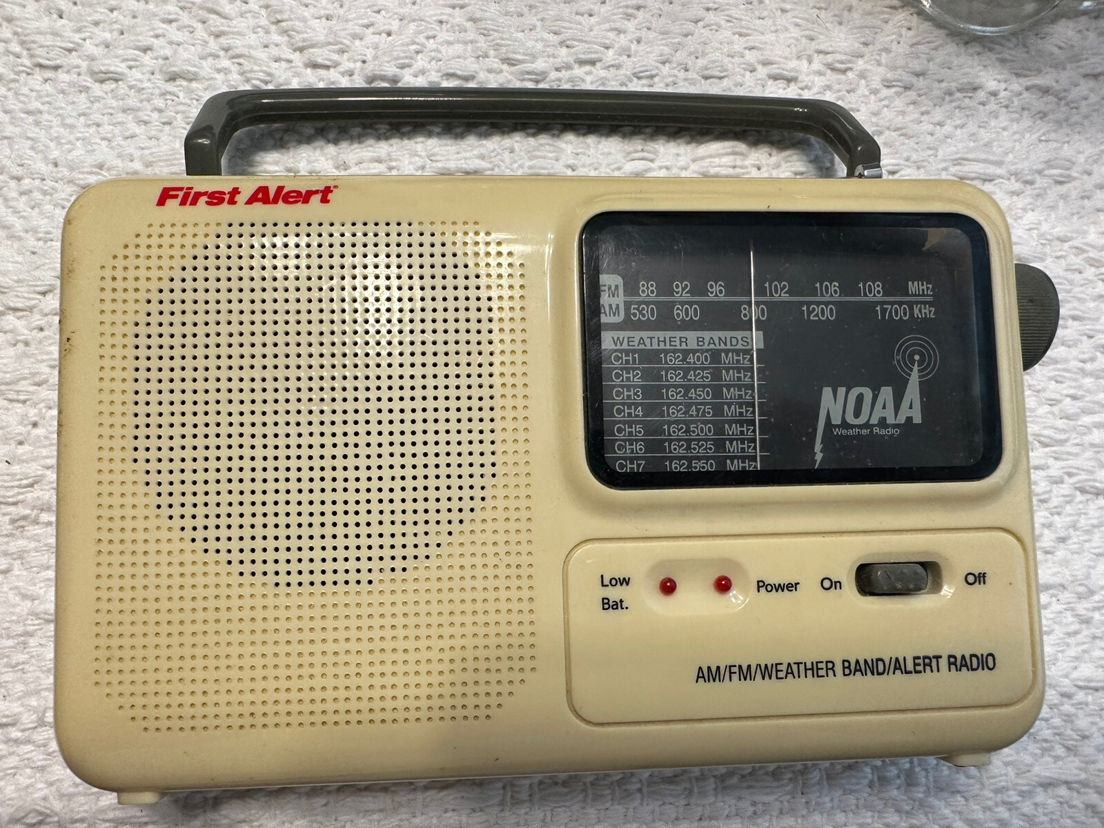 First Alert 7 NOAA Channels Emergency 24 HR Weather AM FM Radio WX-17 ...