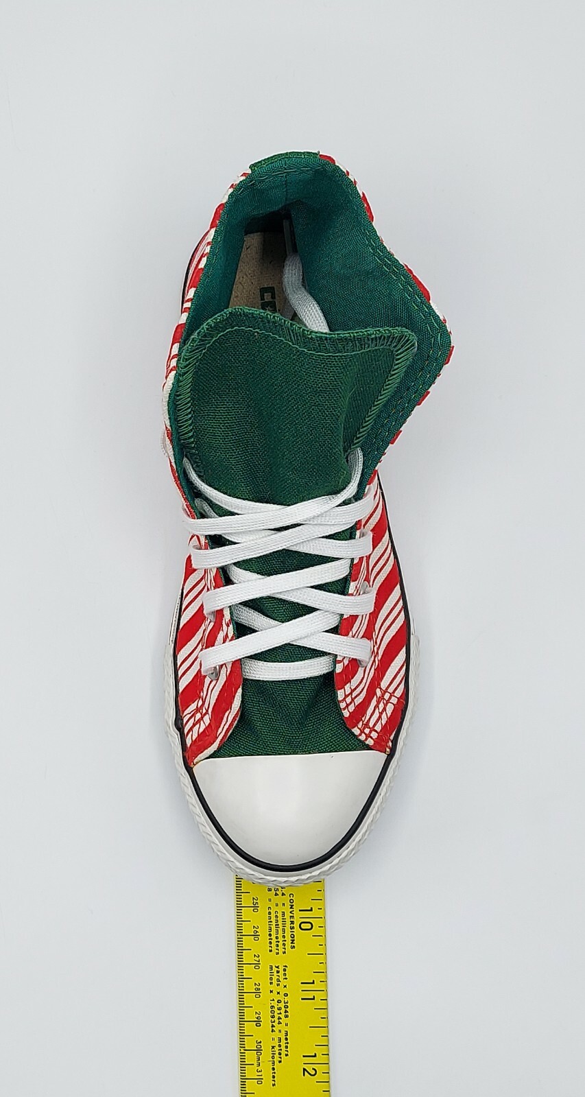 Christmas Candy Cane Converse Chuck Taylor All Star High Tops - Size 2 ...