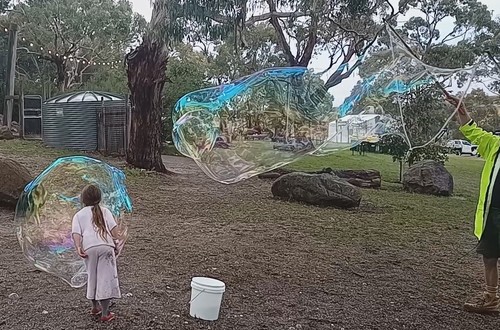 Giant bubble kit - Ready to use, 12.5L bucket/lid, 7L bubble mix ...