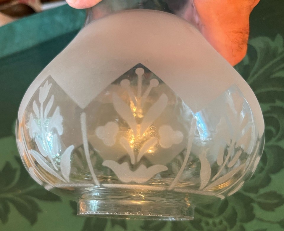 Unusual Victorian Etched Flower Pattern Solar Argand Kerosene Oil Lamp ...