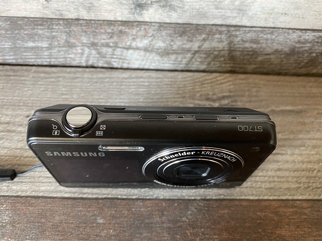 Samsung ST Series ST700 16.1MP Digital Camera - Black (ST700) for sale ...