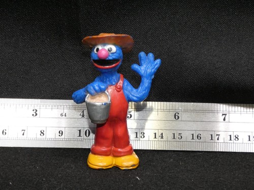 Grover Farmer Bucket Red Overalls Sesame Street PVC JHP Figure Cake ...