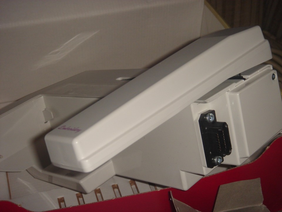Husqvarna Viking Rose Sewing Embroidery Unit card reader writer | eBay
