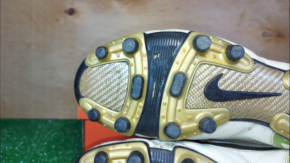 Nike Tempo Legend FG R10 boots Rare mens Football/Soccers | eBay