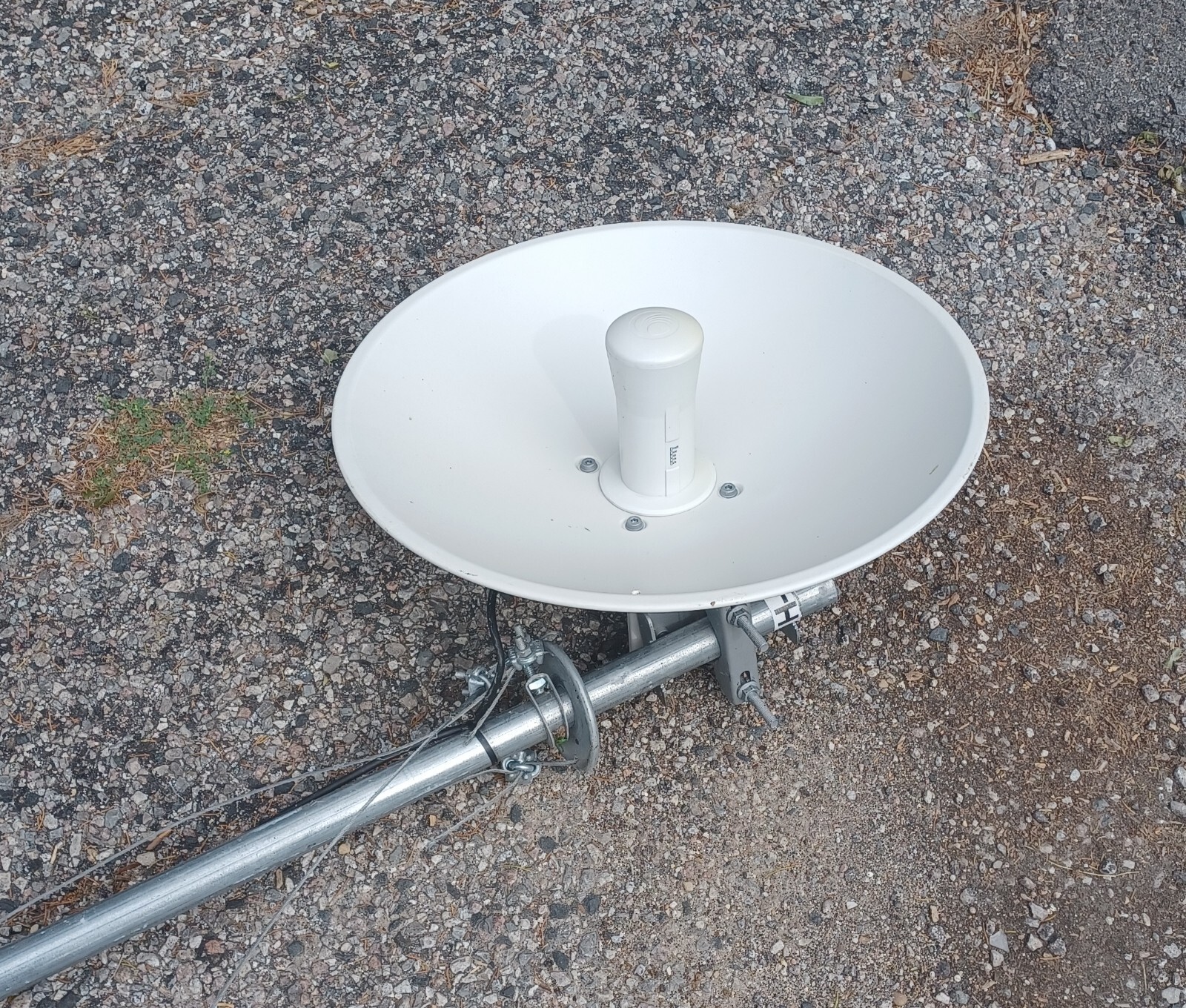 30 foot pole with antenna, tripod base, and guy wires. LOCAL PICK UP ...