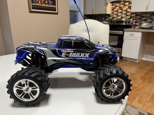 **RARE** TRAXXAS EMAXX BRAND NEW !!!!!AND 70 Style MRC RC CARS | eBay