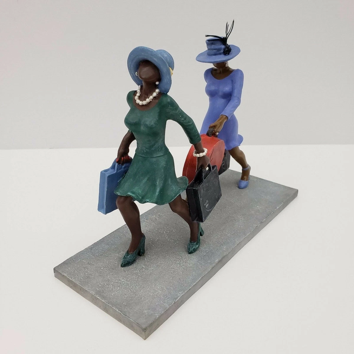 Figurine Annie Lee Art Gallery