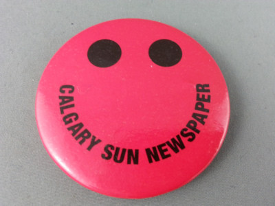 Vintage Newspaper Pin - Calgary Sun Happy Face Pin - Celluloid Pin | eBay