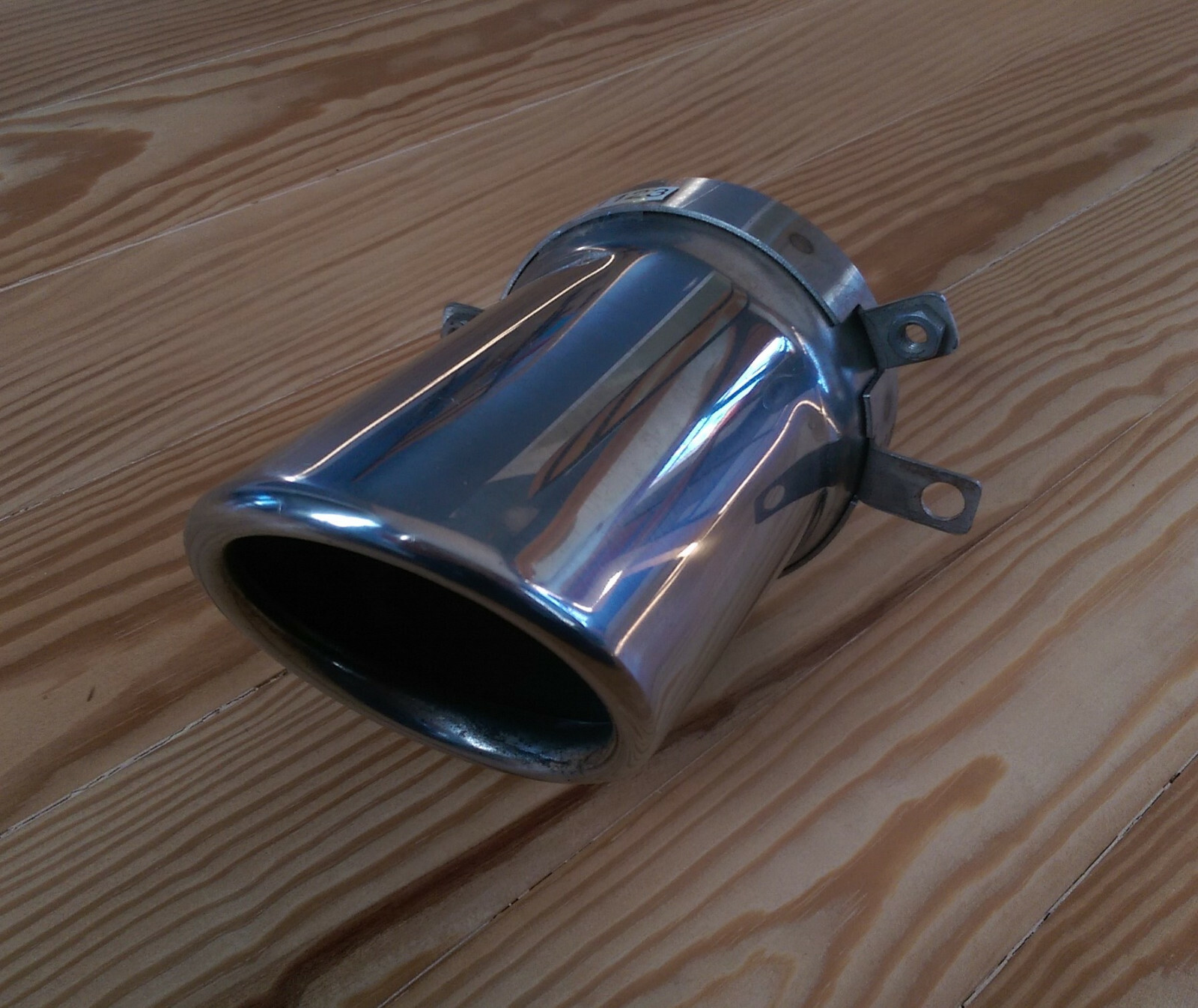 Aston Martin DB9 Rear Bumper Exhaust Finisher Tail Pipe AG43-5K238-AC ...