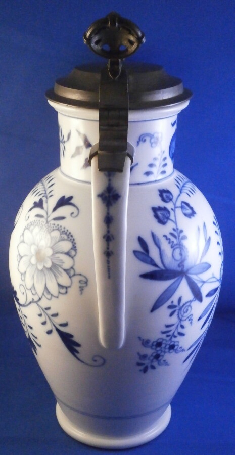 Antique 19thC Meissen Porcelain Blue Onion Wine Pitcher Porzellan Wein ...