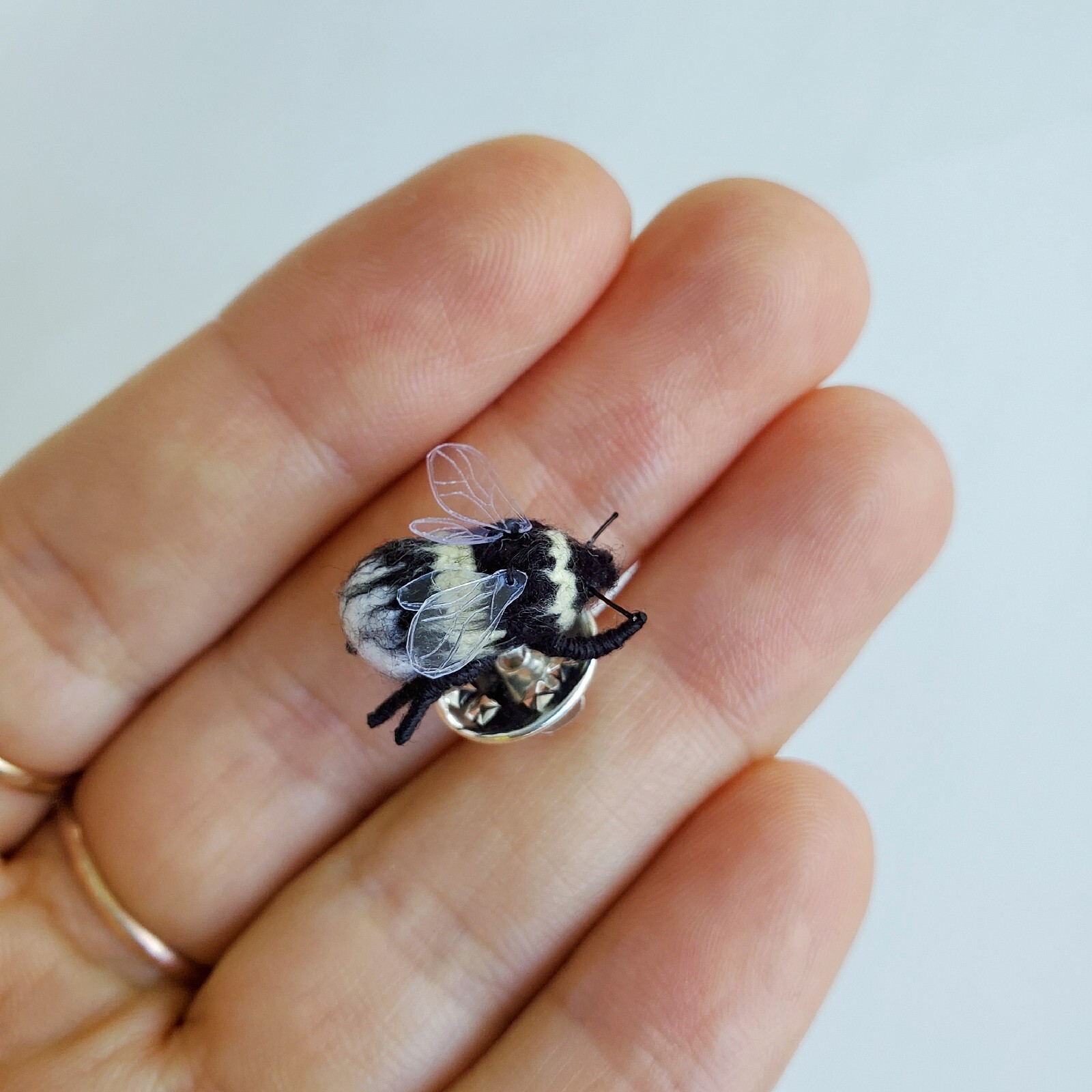 Flower micro bee. Dollhouse miniature Bumblebee. Doll pet. Microtoysby ...