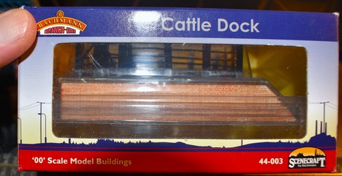 New - BACHMANN SCENECRAFT Cattle Dock 44-003 OO 1:76 | eBay