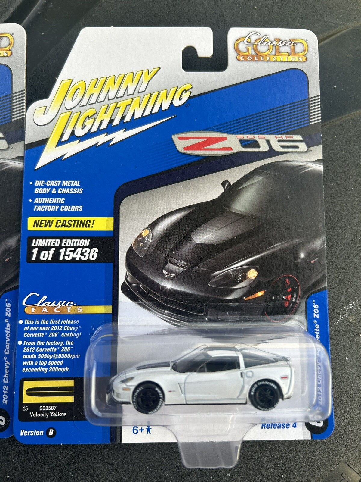 Johnny Lightning White Lightning Classic Gold '12 Chevy Corvette Z06 ...