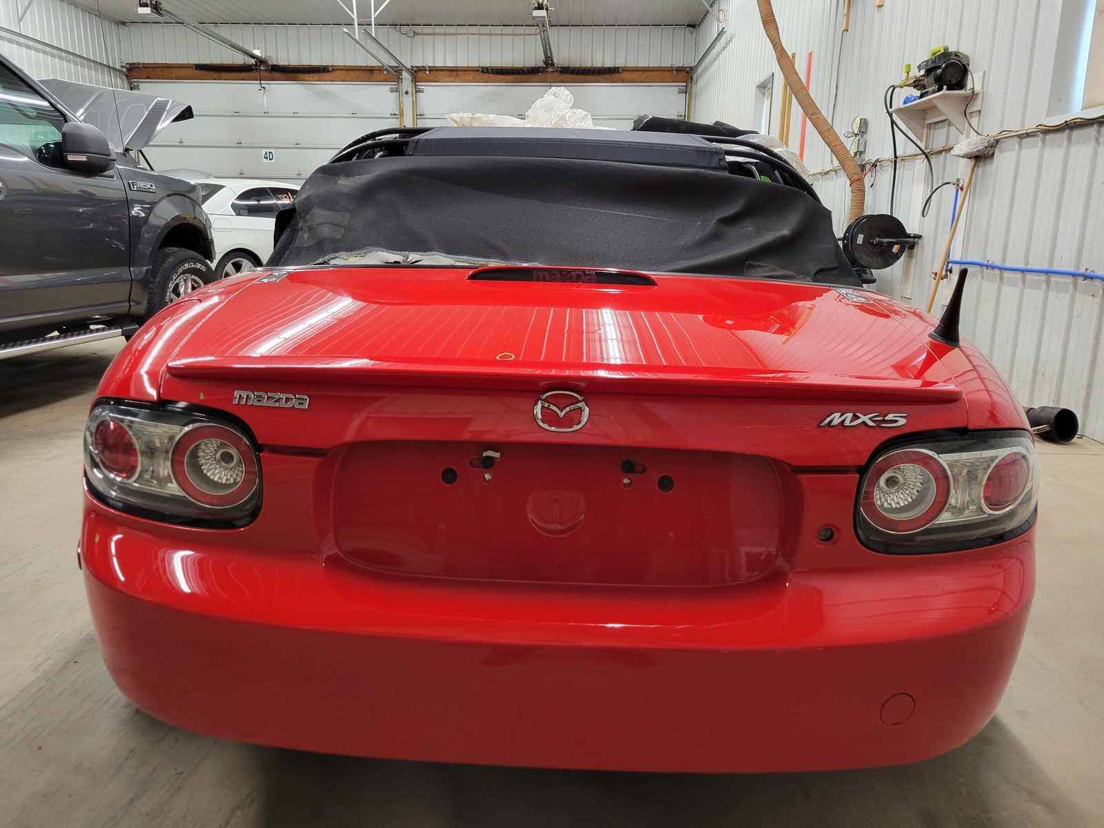 06-15 MAZDA MIATA REAR TRUNK HATCH DECKLID (FOR SOFT TOPS) TORCH RED ...