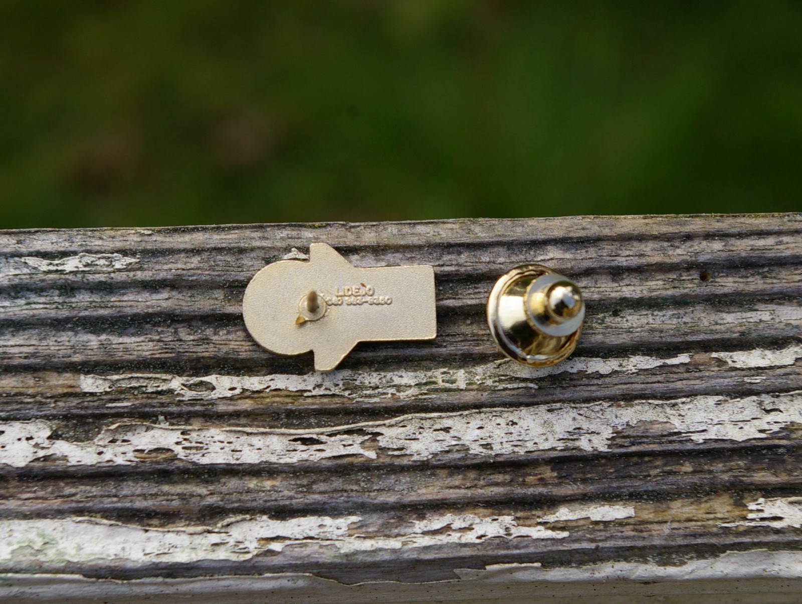 McDonald's M Top of the Arch 1994 Gold Tone Metal Lapel Pin Pinback | eBay